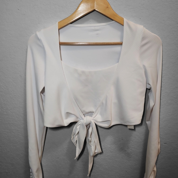 Gilly Hicks | Tops | Gilly Hicks White Ribbed Atheltic Top Medium ...